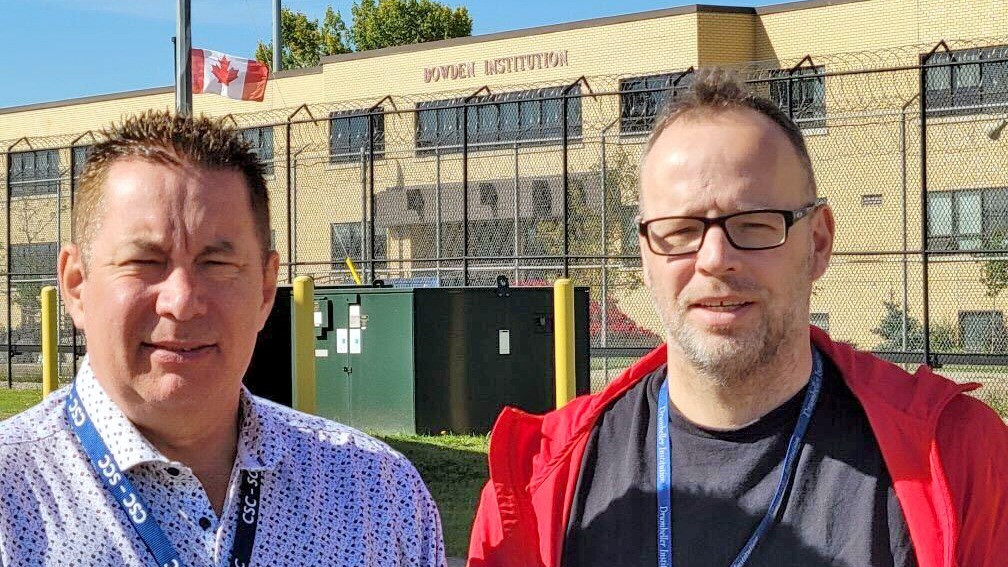 National President and RVP conduct tour of Bowden Institution – USJE